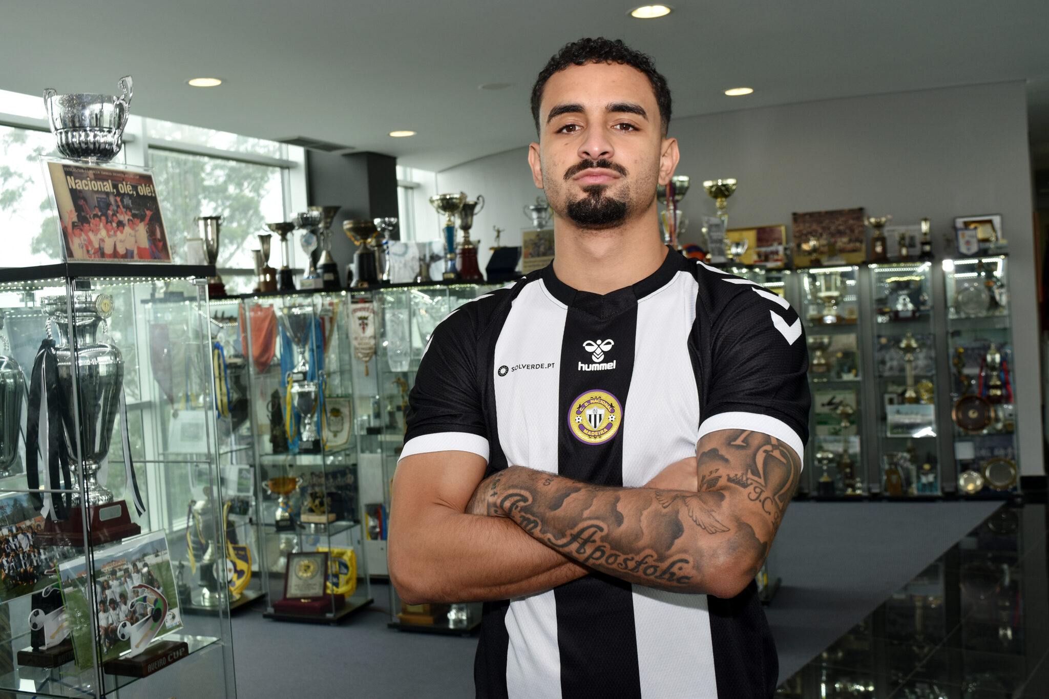 Avançado Bruno Gomes é reforço por três épocas - Clube Desportivo ...